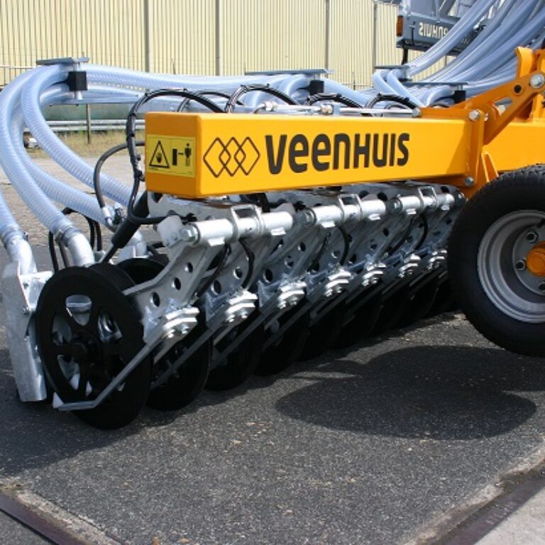 EUROJECT Twin slurry injectors - Veenhuis Machines B.V.