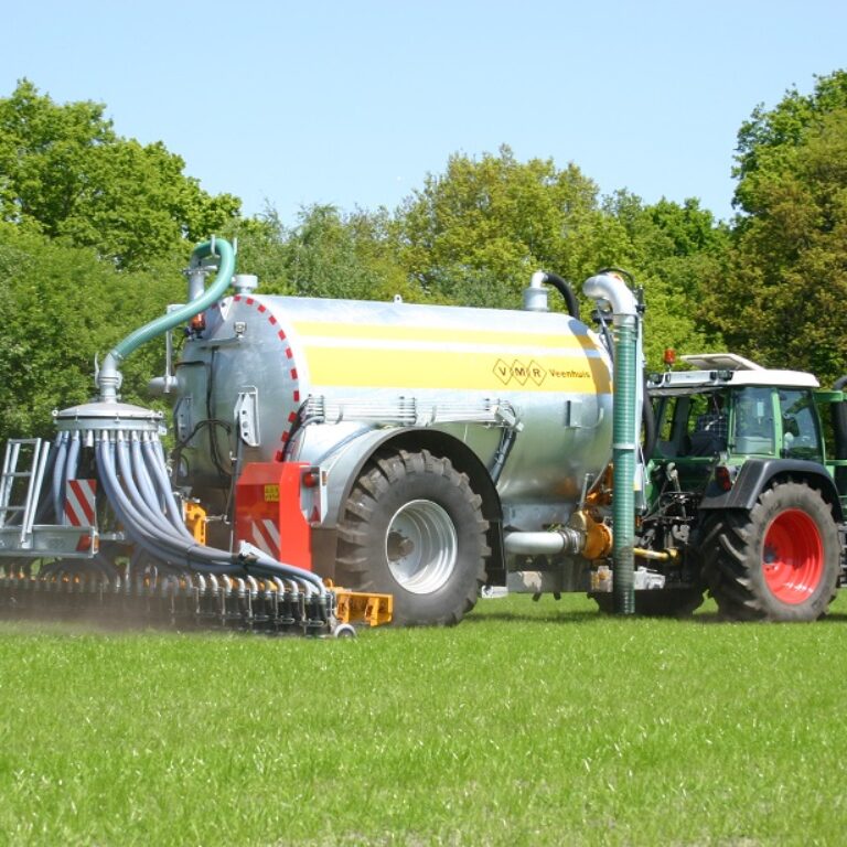 ECOJECT slurry injectors - Veenhuis Machines B.V.