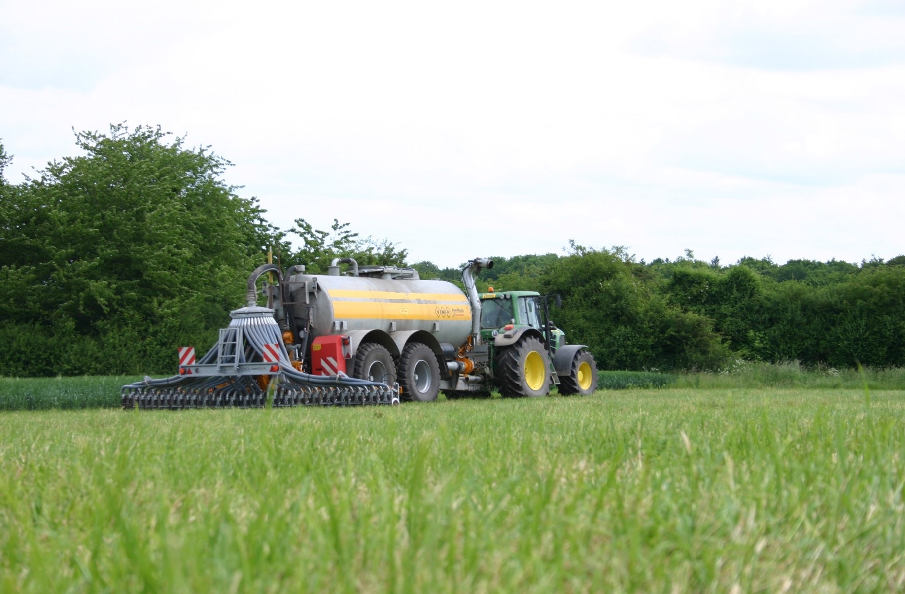 Ecoline tanks - Veenhuis Machines B.V.